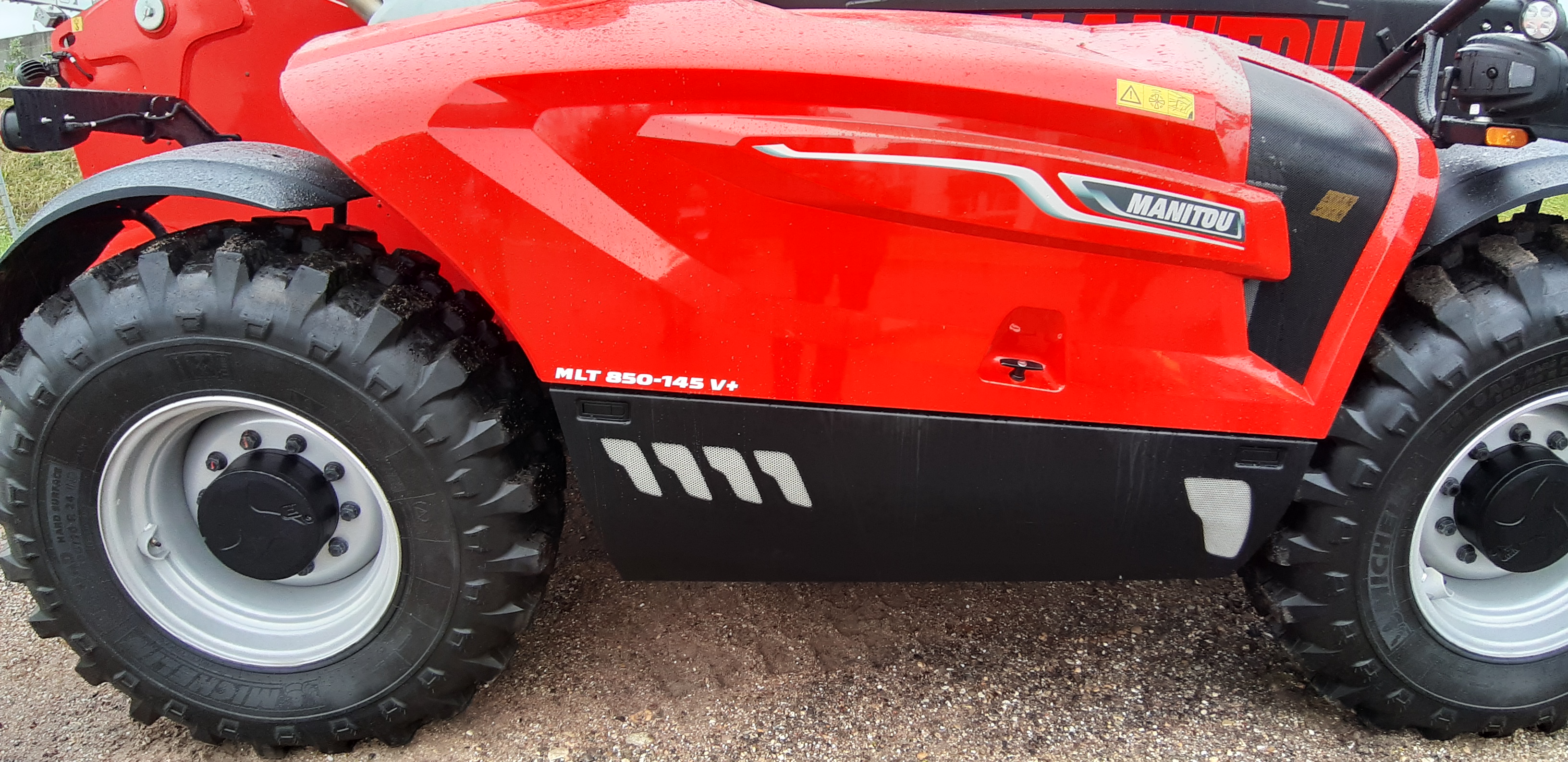 MLT 850 145 nouveau télescopique agricole manitou