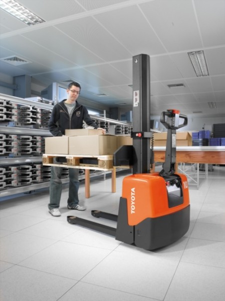 La technologie Easymover de Toyota ...